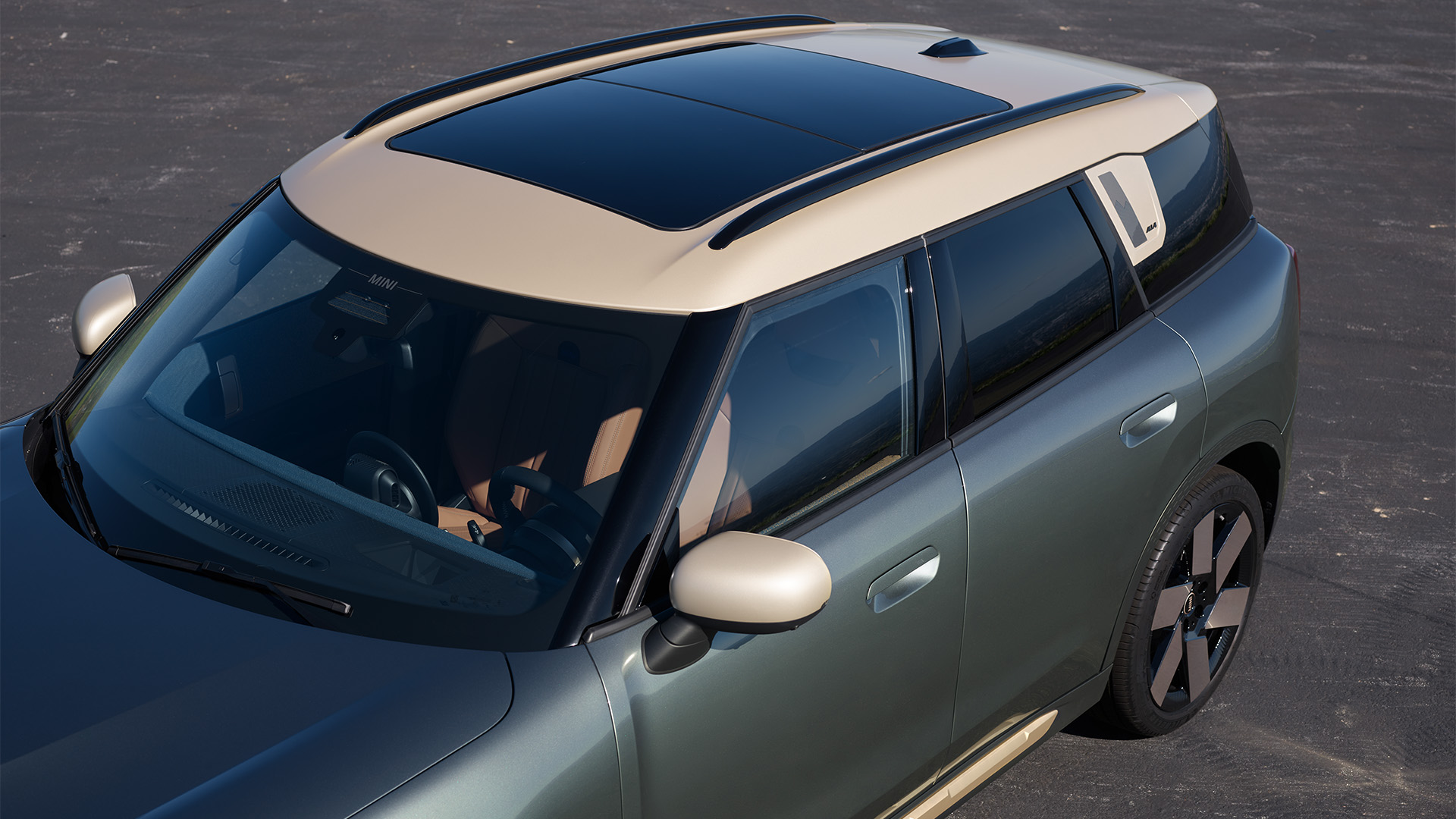 Der neue MINI Countryman: Mit Platz für Familie und Freunde